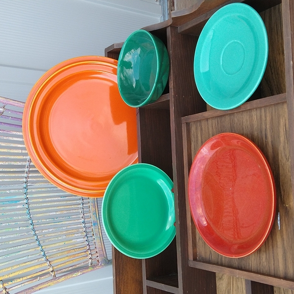 MCM | Other | Vintage Pottery Bundle Plates Usa Los Angeles California ...